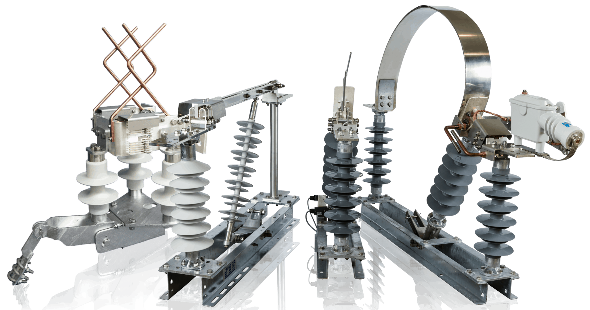 Railway electrification: Disconnectors, earthing, load-break switches | R&S