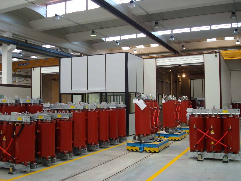 Highly efficient transformers for Hamburger HOCHBAHN | R&S